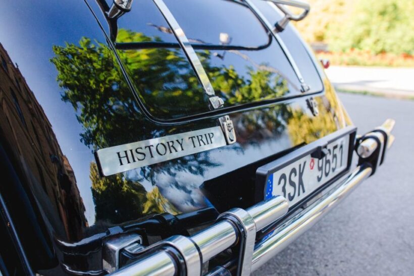 Prague: 1-Hour Private Tour in Vintage Car - The Sum Up