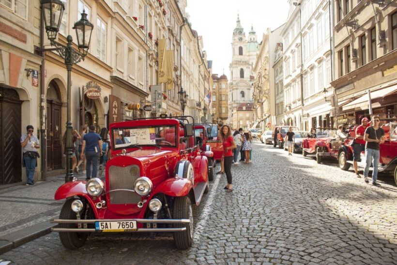 Prague: 1-Hour Vintage Car Tour - The Sum Up