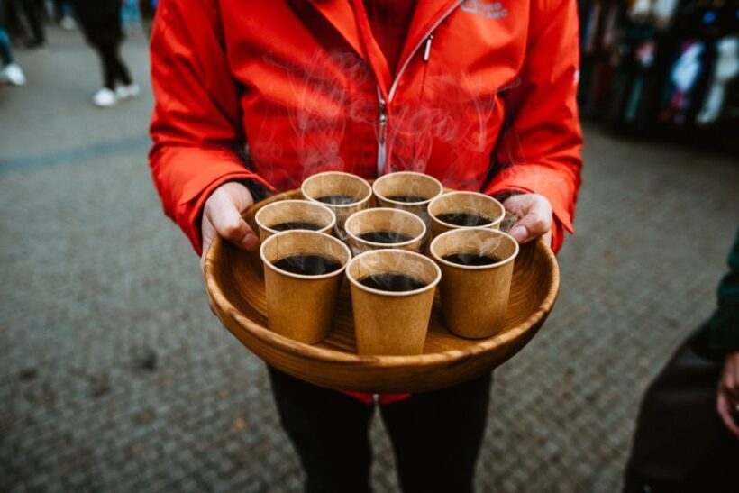 Prague: 2-3h Magical Christmas Markets Tour with Inclusions - Authenticity and Community Support