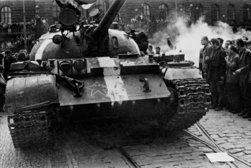 Prague: 2-Hour Back to Communism Walking Tour - The Tour’s Essence: What to Expect and Why It Matters