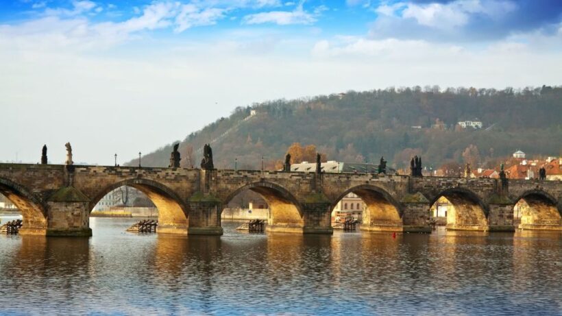 Prague 3-Hour Sightseeing Tour by Electric Bike - Frequently Asked Questions
