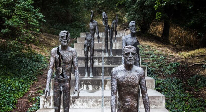 Prague: 3Hour Communism and World War 2 E-Bike Tour - A Detailed Look at Prague’s 3-Hour Communism and WWII E-Bike Tour