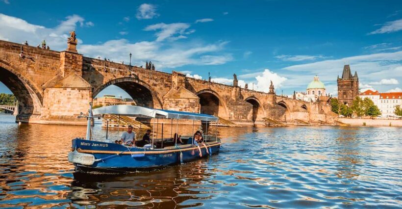 Prague: 45-Minute Sightseeing Cruise to Devil's Channel - A Closer Look: What the Cruise Offers