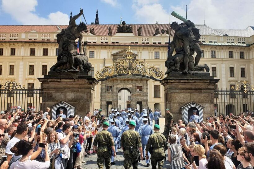 Prague: 6-Hour Tour with River Boat Cruise and Lunch - FAQ