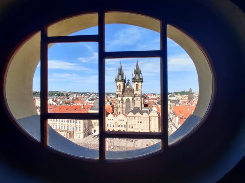 Prague: A different Tour with your local friend! - Key Points