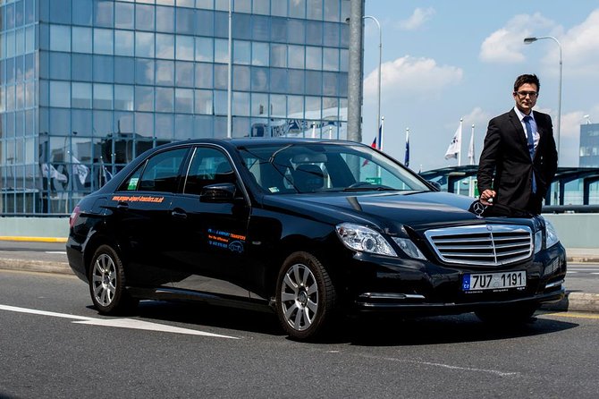 Prague Airport Shared Departure Transfer - The Value of the Prague Airport Shared Departure Transfer