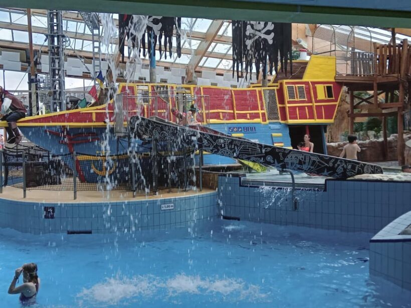 Prague: Aquapalace Indoor/Outdoor Water Park Ticket - Location and Accessibility