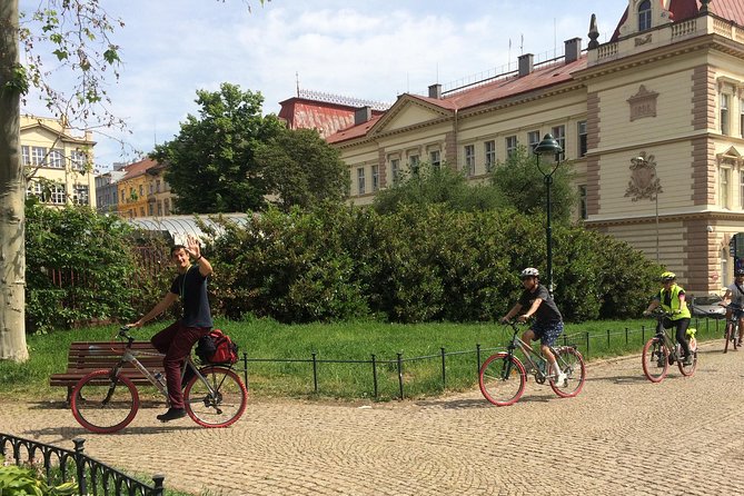 Prague Bike Tour - Stunning Viewpoints, Castle, City & Park - Customer Reviews
