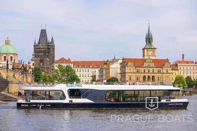 Prague Boats 1-hour Cruise - Who Might Love This Cruise