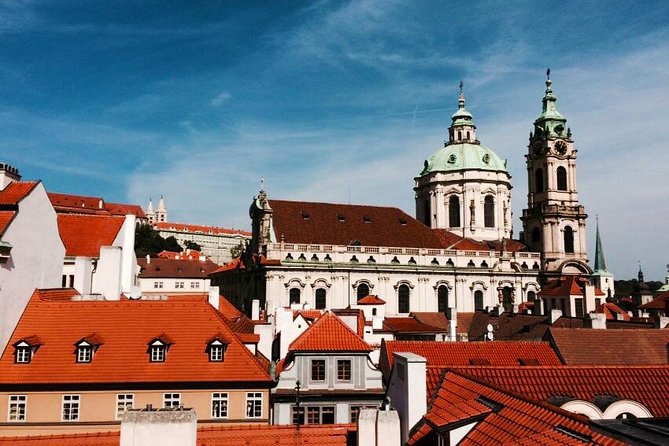 Prague: Bus Tour, Walking Tour, River Cruise and Lunch - The Bus Tour