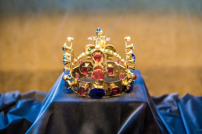 Prague Castle: Admission Ticket With Bus Transfer And Audioguide - Customer Feedback and Experiences