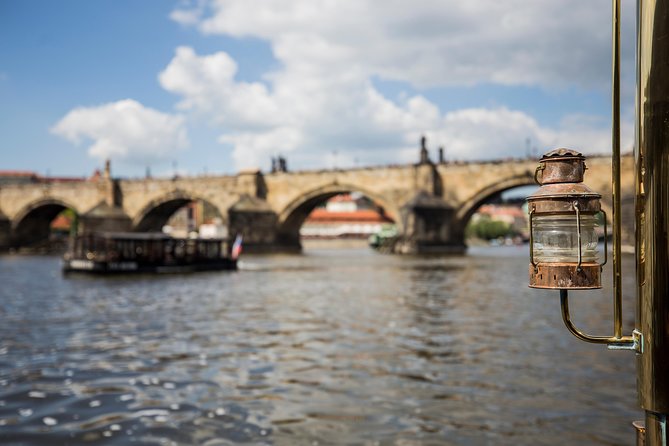 Prague Castle and Canal River Boat Tour - Meeting and Pickup Details