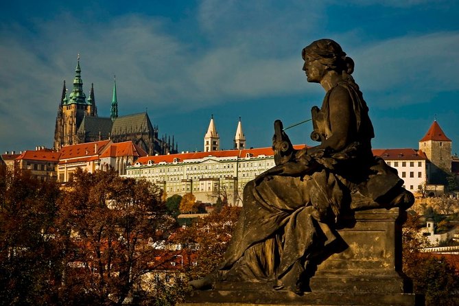 Prague Castle And Castle Grounds Walking Tour - Key Points