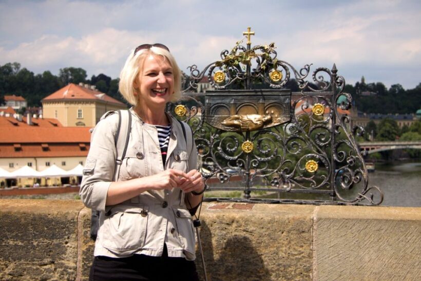 Prague: Castle and Jewish Quarter Tour with Cruise and Lunch - A Deep Dive into the Prague Experience