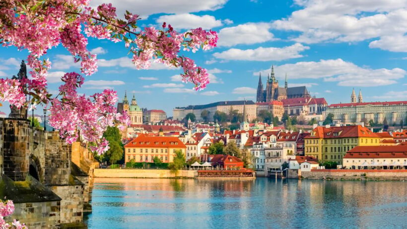 Prague: Castle Circuit Entry Tickets with Audio Guide - What Travelers Say