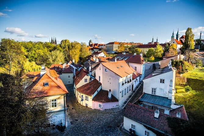 Prague Castle District Tour - Exploring the Prague Castle District