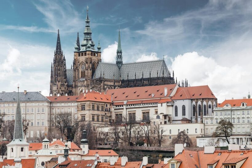 Prague Castle St. Vitus Cathedral, Royal Palace, St. George's Basilica - Key Points