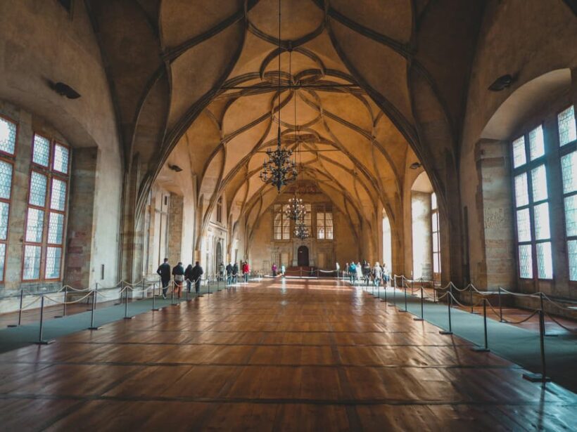 Prague Castle St. Vitus Cathedral, Royal Palace, St. George's Basilica - Practical Tips