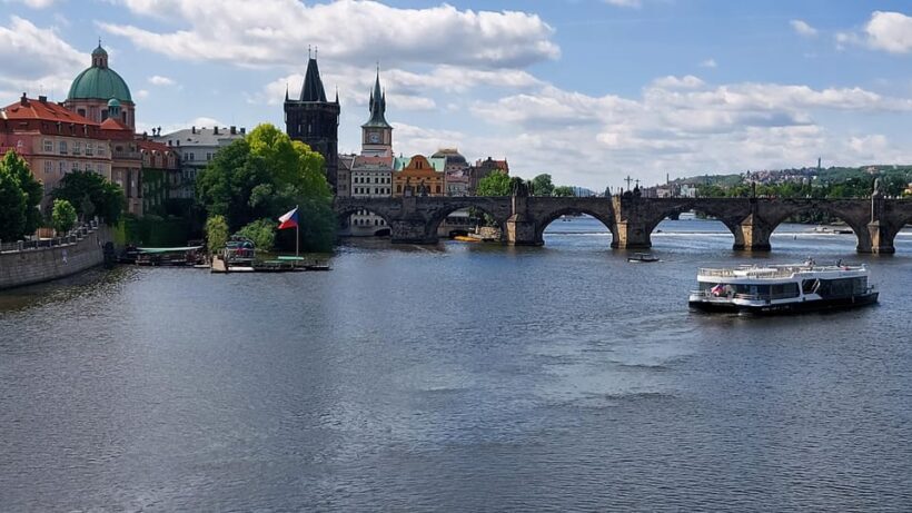 Prague Castle tour - A Closer Look at the Prague Castle Experience