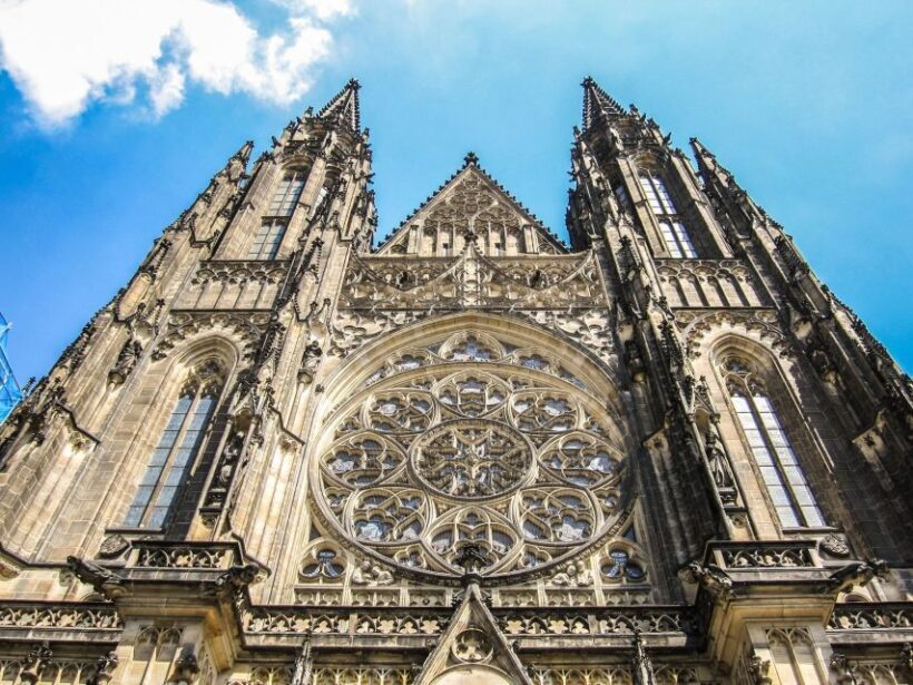 Prague Castle Walking Tour - Prague Castle Walking Tour: A Deep Dive into Czech Heritage