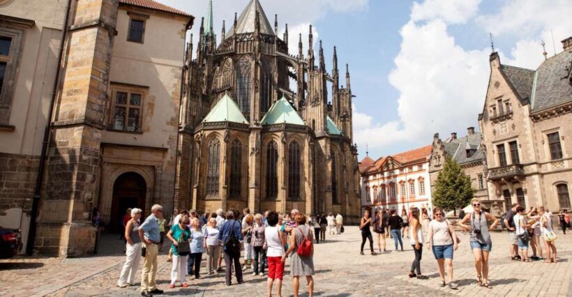 Prague City 3-Hour Tour with Changing of the Guard - The Value and Practicalities