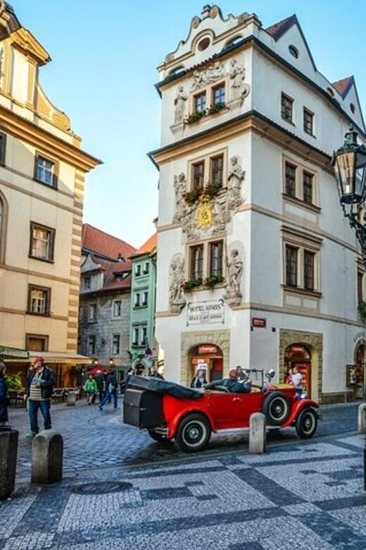 Prague: City Highlights Walking Tour - A Close Look at the Tour Experience