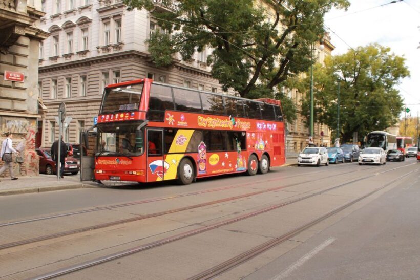 Prague: City Sightseeing HOHO Bus Tour & Optional Boat Tour - Key Points