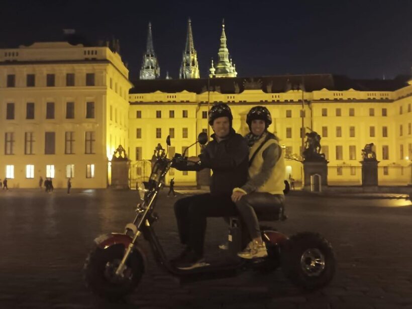 Prague City sightseeing in Night Trike Tour - Key Points