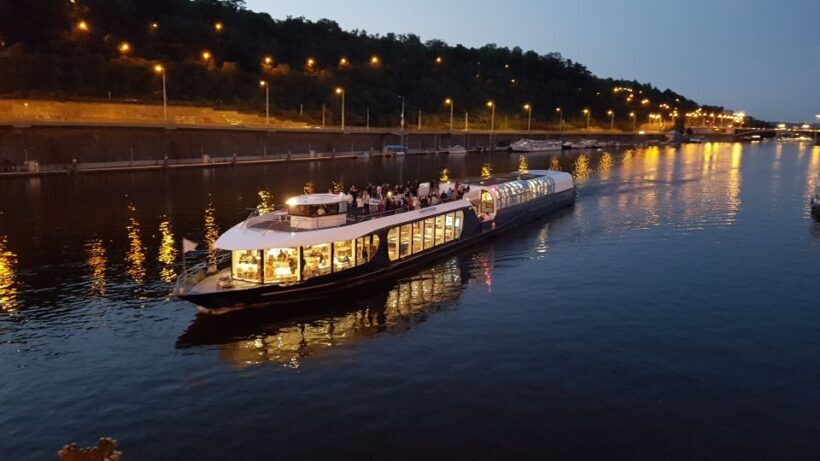 Prague: City Tour and Dinner Cruise with Hotel Pickup - Introduction: A Night to Remember in Prague