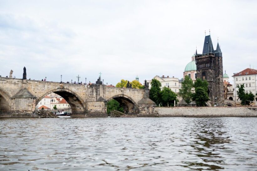Prague City Tour with Vltava River Cruise - Key Points