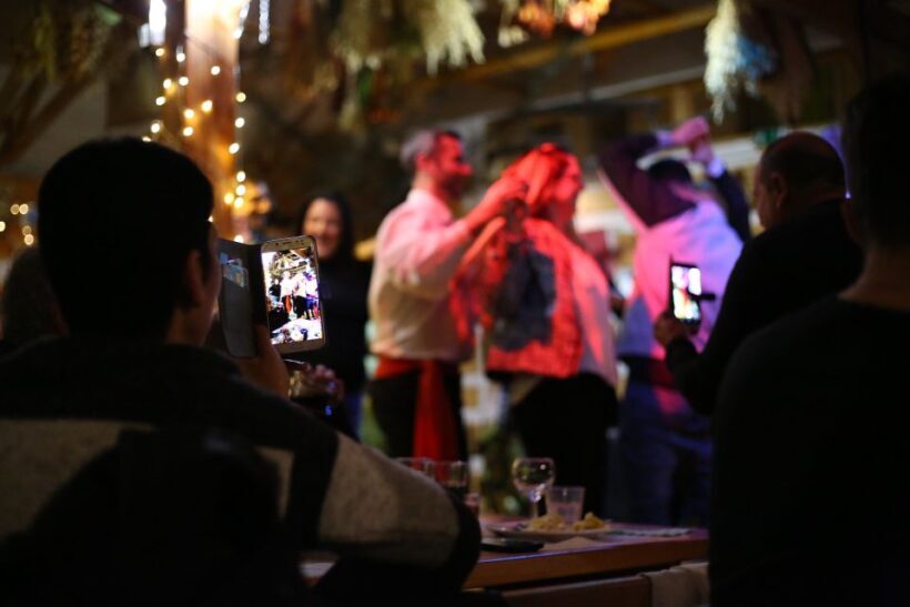 Prague: Evening Folklore Garden Party with Traditional Menu - The Experience: What You Can Expect