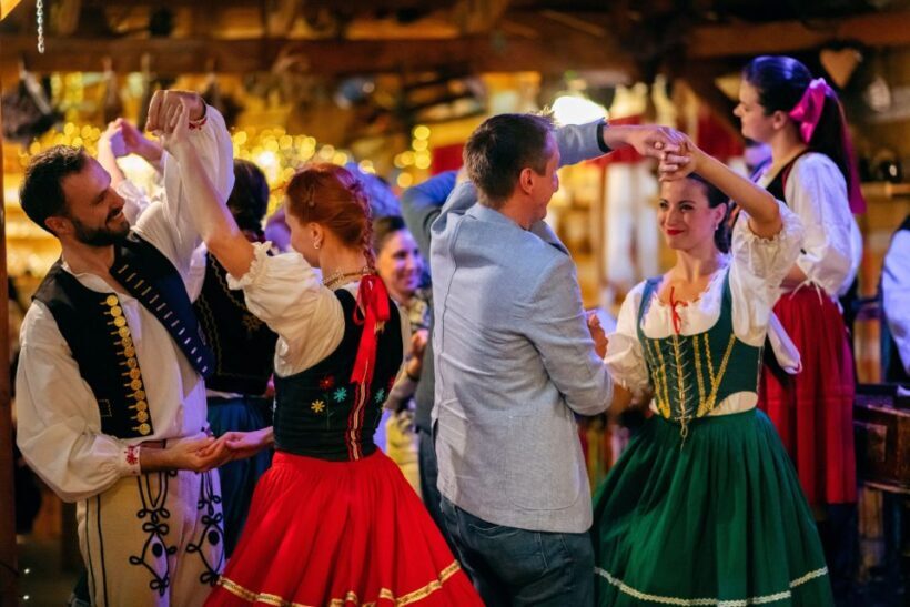 Prague: Folkloric Dinner Show with Unlimited Drinks - Final Thoughts