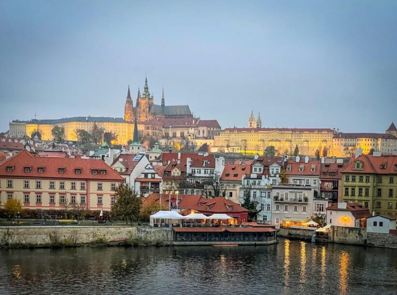 Prague Food and Sightseeing tour - 8 hours Private trip - Key Points