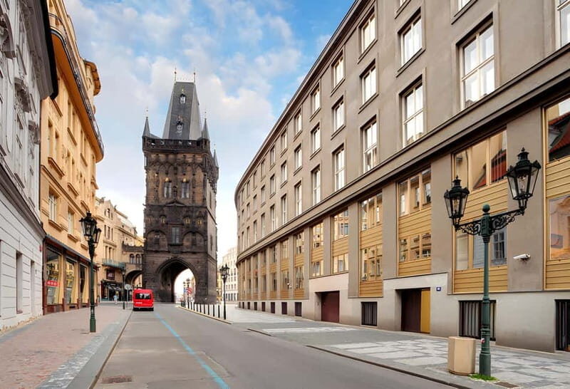 Prague: Full-Day Guided Tour of Prague in a Small-Group - The Sum Up