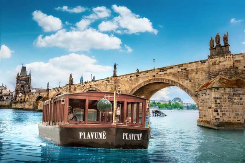 Prague: Full-Day Old Town, River Cruise & Prague Castle Tour - A Deep Dive Into the Tour Experience