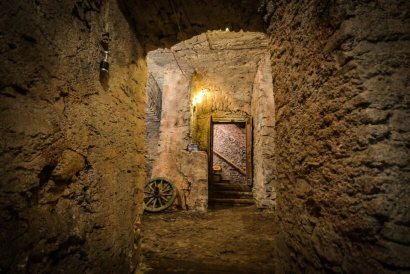 Prague: Ghosts, Legends, Medieval Underground & Dungeon Tour - The Itinerary: Walking Through Darkness