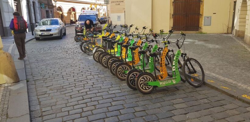 Prague: Highlights Tour on e-Scooter or eBike - FAQ