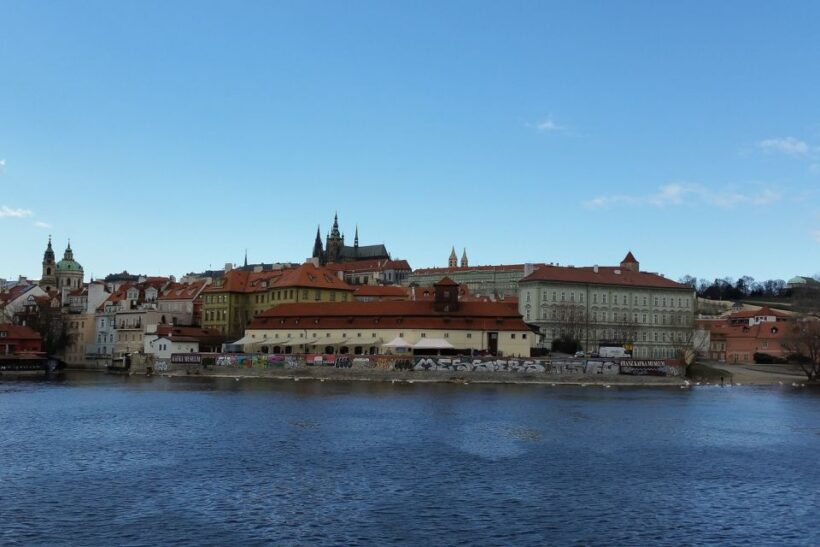 Prague: Historic City Center Bus Tour with Top Sights - Areas for Consideration