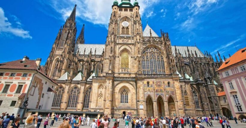 Prague Hradcany Castle, St Vitus Cathedral Tour with Tickets - FAQ
