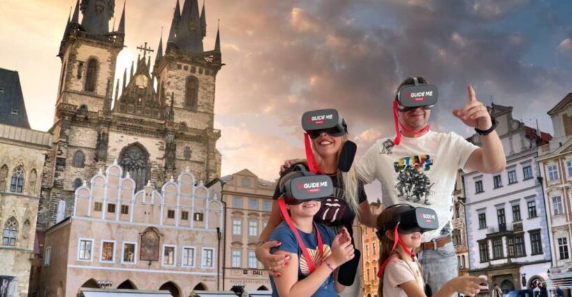 Prague: Immersive History Walking Tour and VR - The VR Experience: Seeing and Feeling History