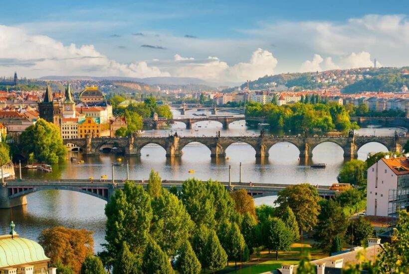 Prague: Insta-Perfect Walk with a Local - What You Can Expect from the Tour