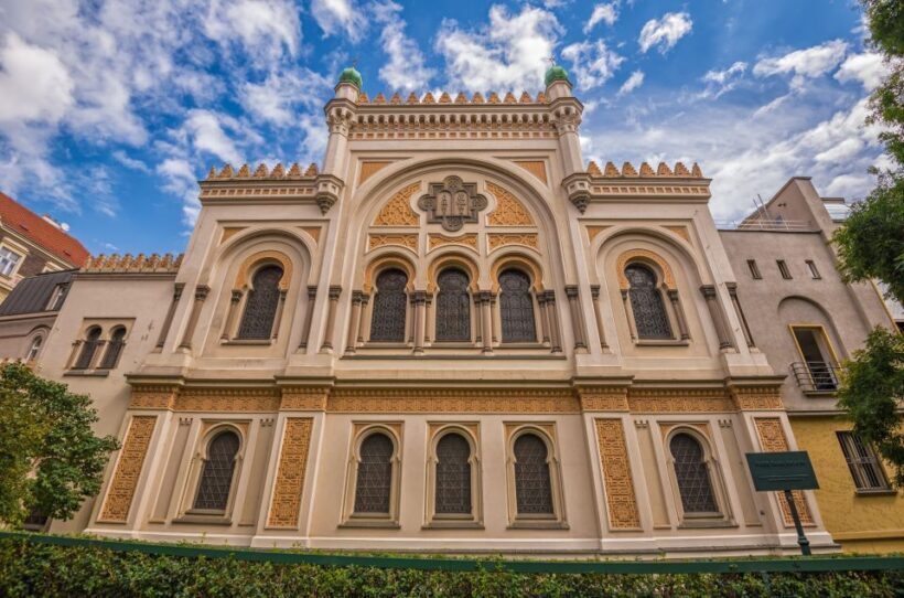 Prague Jewish Quarter Private Tour and Boat Cruise - The Value Proposition