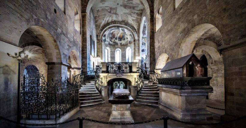 Prague: Klementinum Mirror Chapel Classical Music Concert - An Inside Look at the Experience