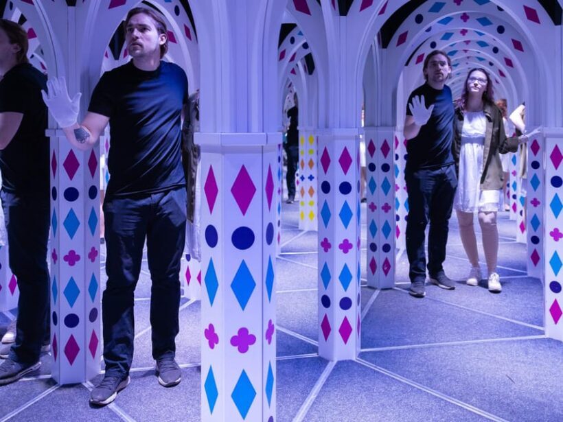 Prague: Mirror Maze Entry Family Ticket - FAQ