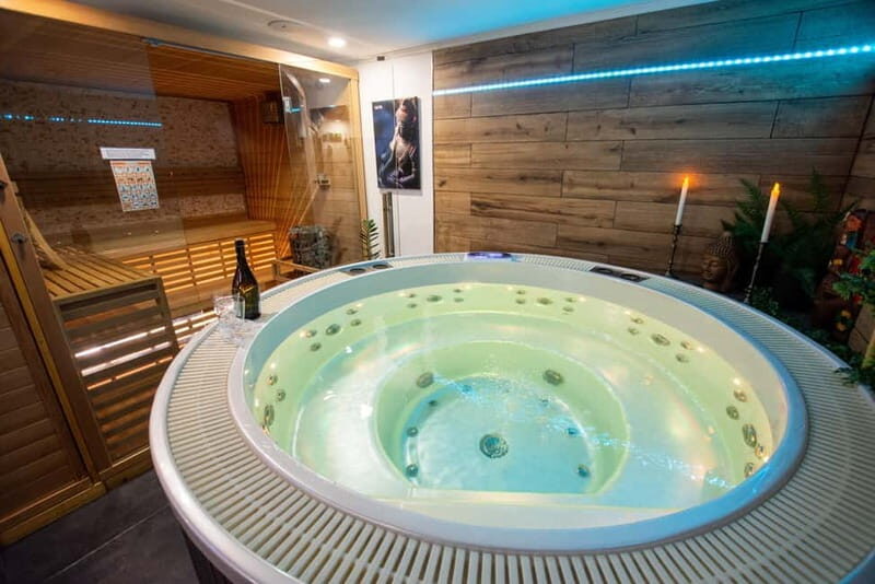 Prague: Modern Private Spa with Jacuzzi and Sauna - What to Expect from Your Spa Day in Prague
