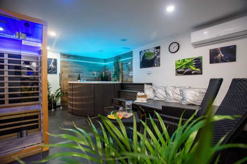 Prague: Modern Private Spa with Jacuzzi and Sauna - FAQ
