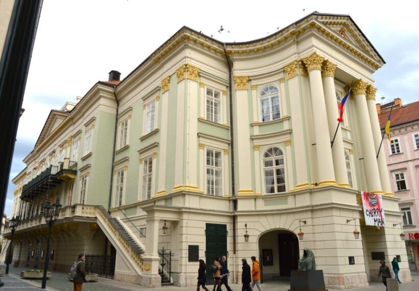 Prague: National Museum Ticket & Online Audioguide City Tour - In-Depth Look at the Experience