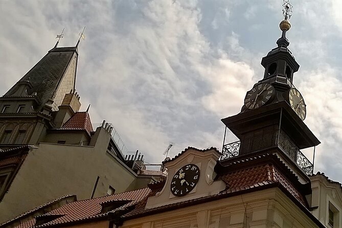 Prague Old Town and Jewish Quarter 90 Minutes Guided Tour - Inclusions and Pricing