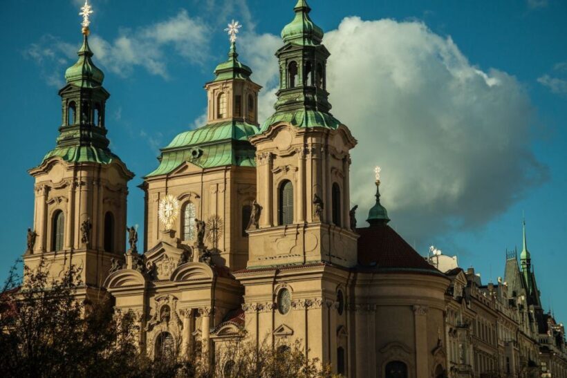 Prague: Old Town and Jewish Quarter Guided Tour in German - The Bottom Line: Who Is This Tour Best For?