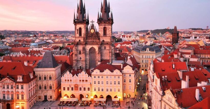 Prague: Old Town and Jewish Quarter Tour with Jewish Museum - An In-Depth Look at the Tour Experience